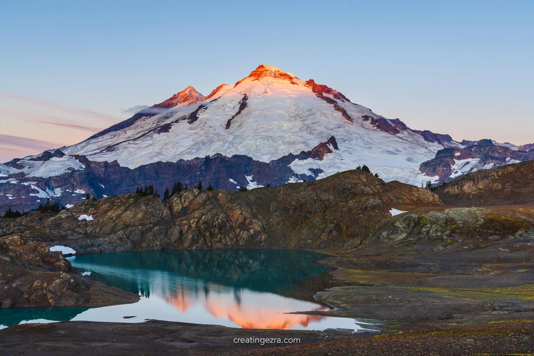 Sunrise on Mount Baker from Goat Lake in Mount Baker/Snoqualmie National Forest, Washington USA ...