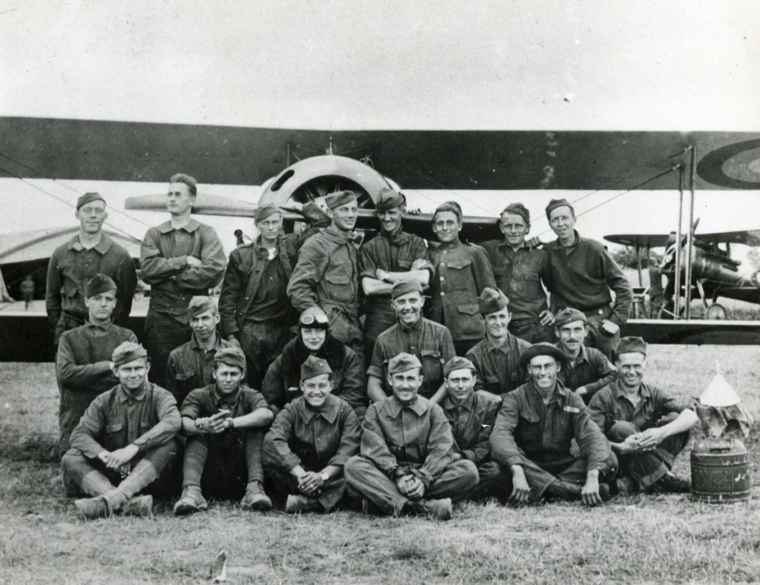 94th Aero Squadron Mechanics (1919) | Scrolller