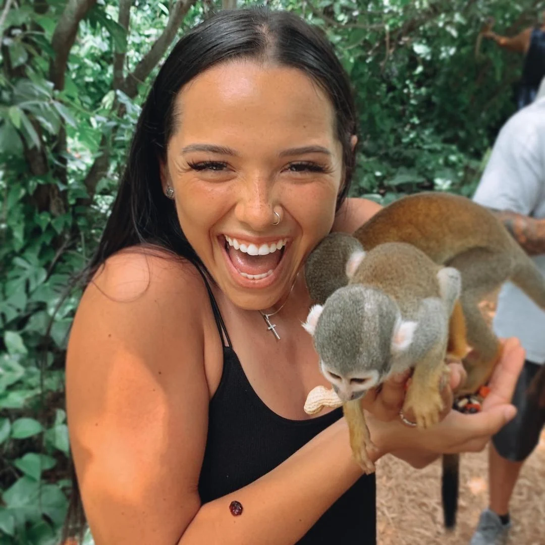 Squirrel Monkey | Scrolller