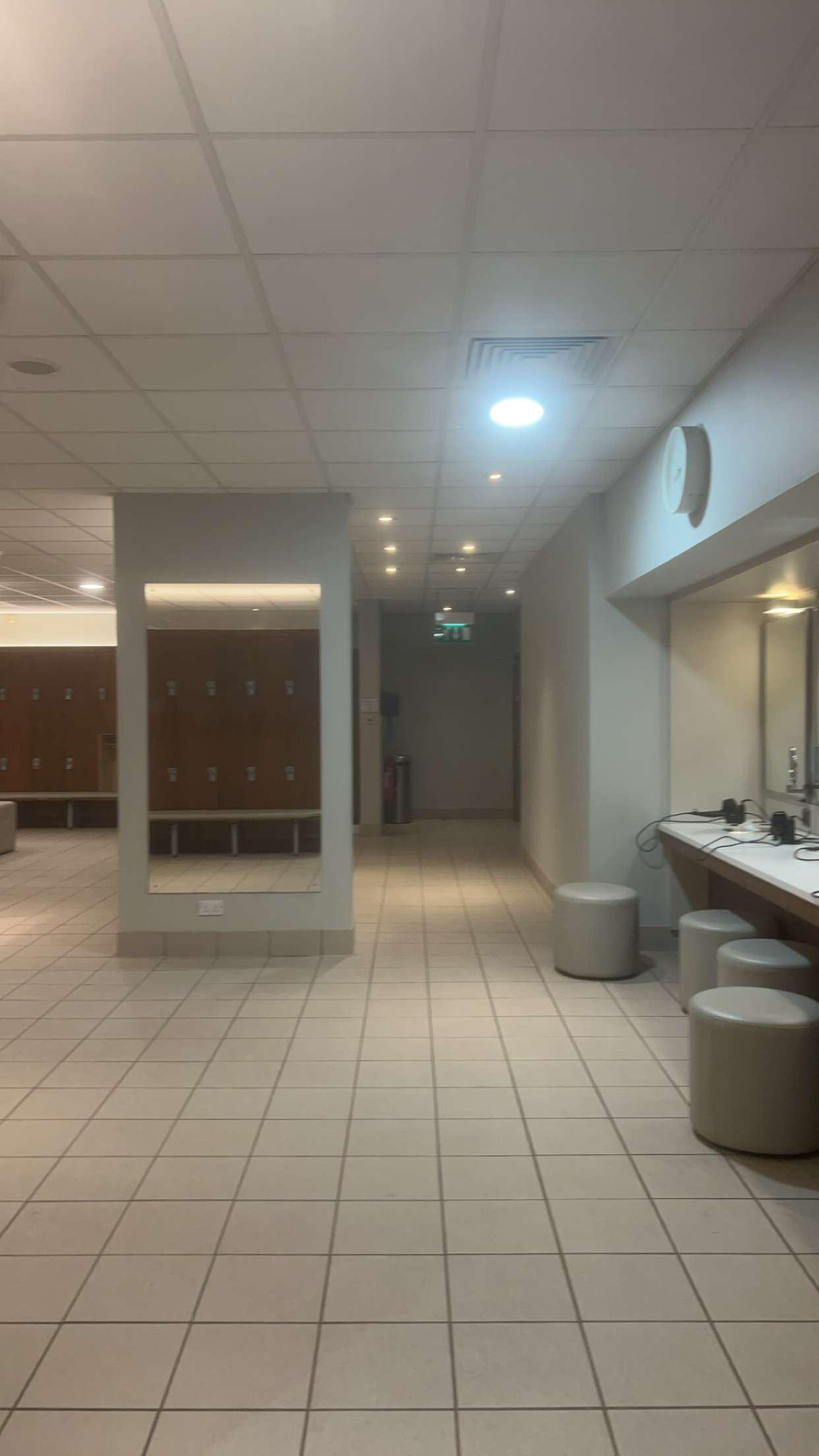 Changing rooms | Scrolller