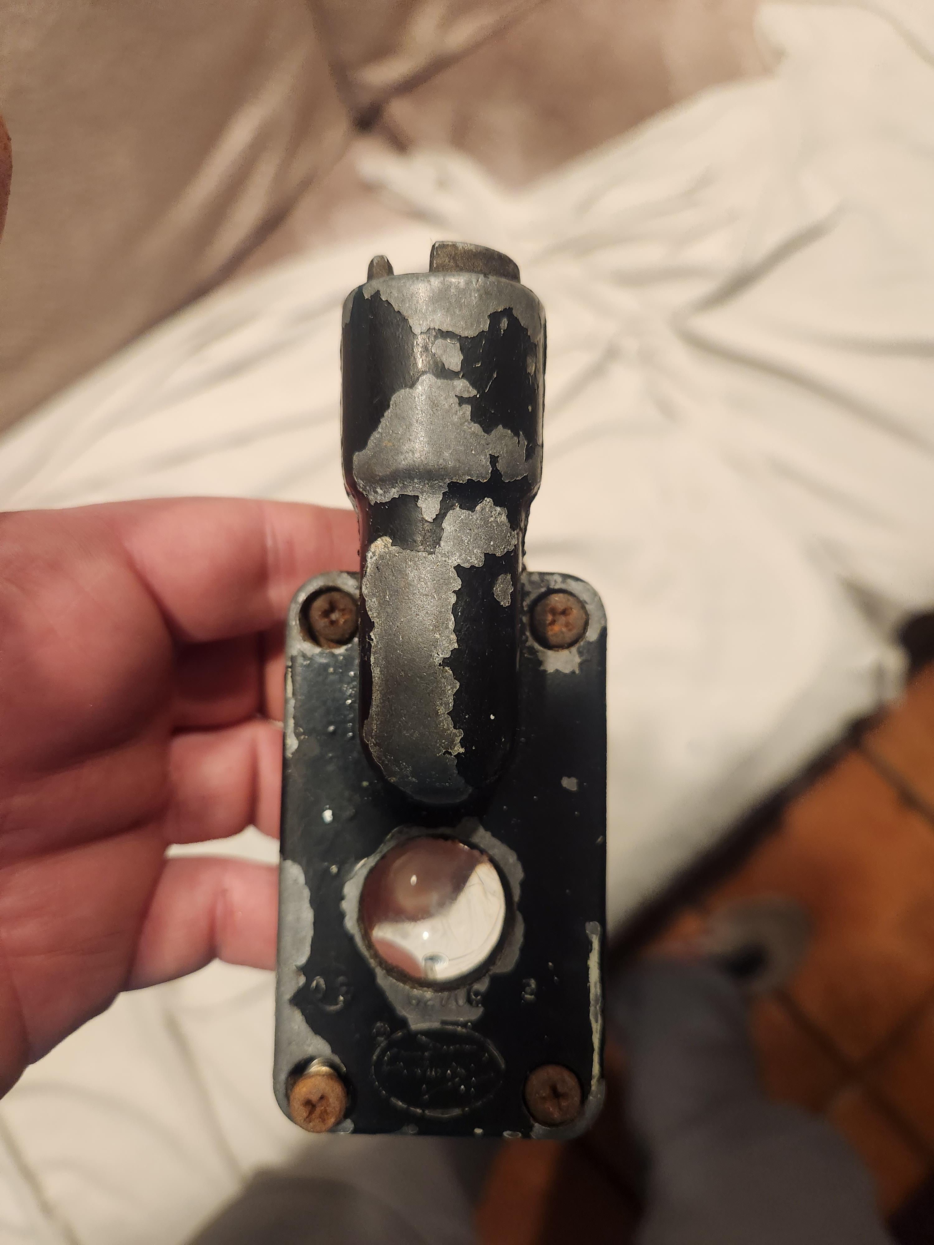 What is the connection for this valve? | Scrolller