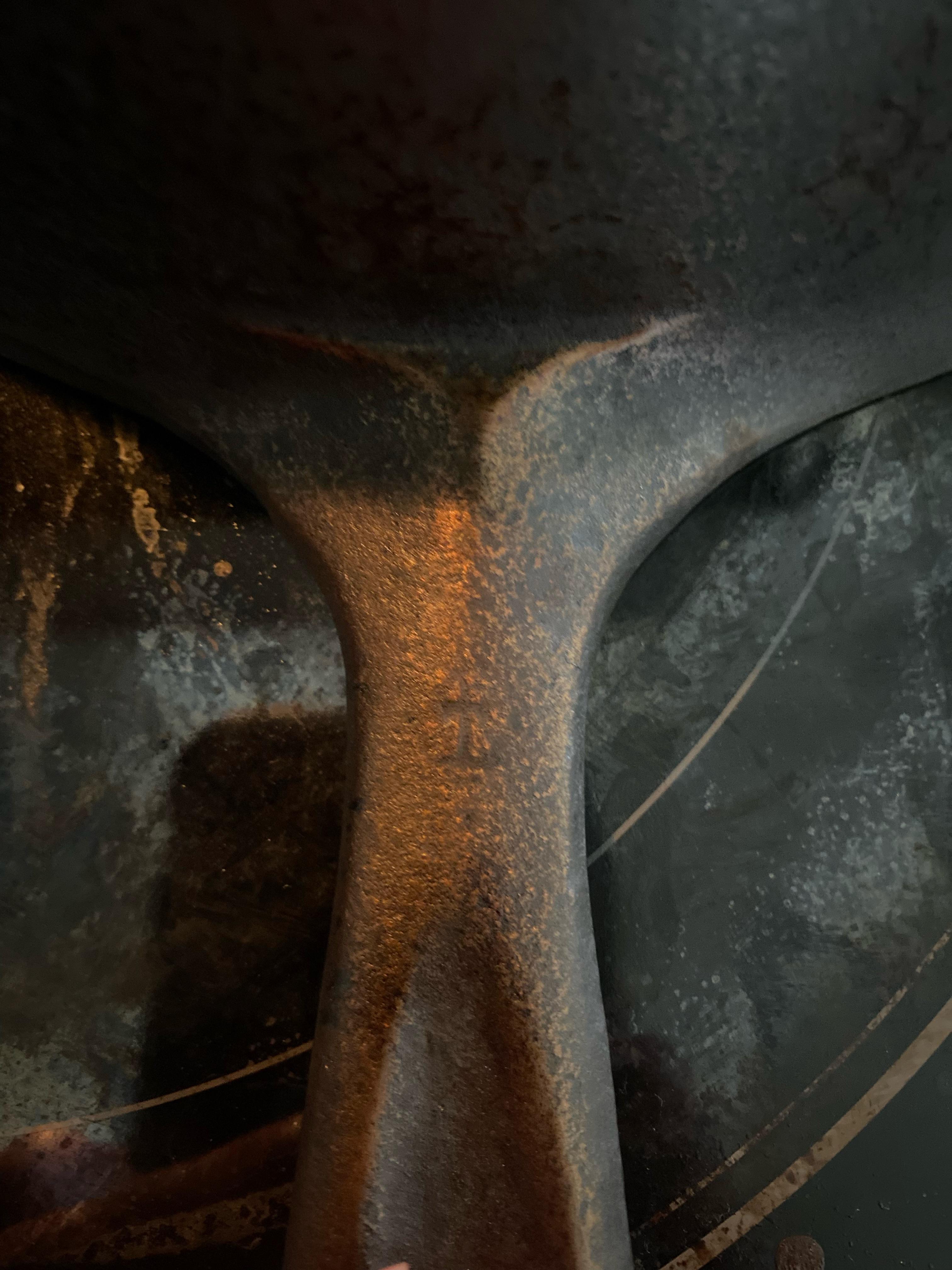 Identify Unmarked Cast Iron | Scrolller