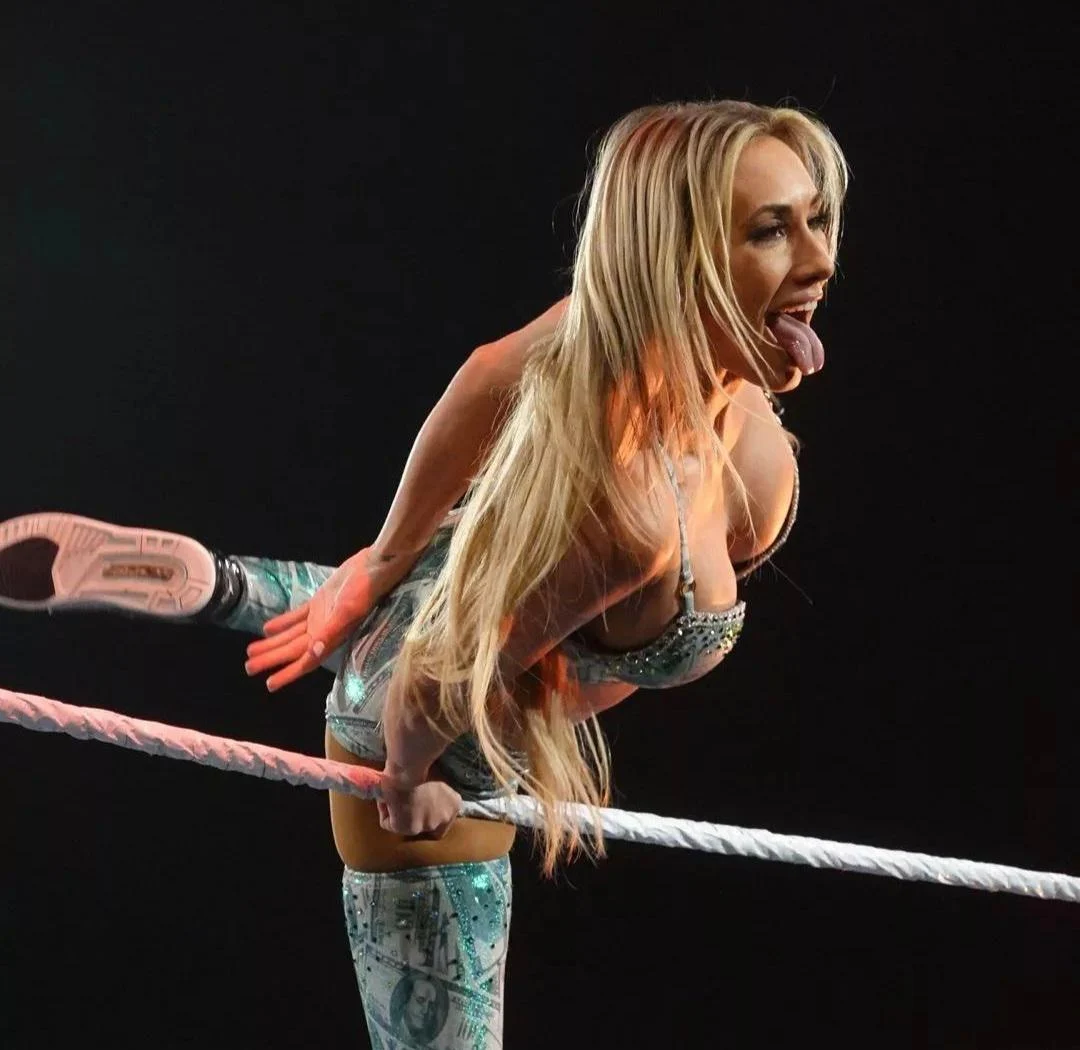 Carmella at a wwe house show | Scrolller