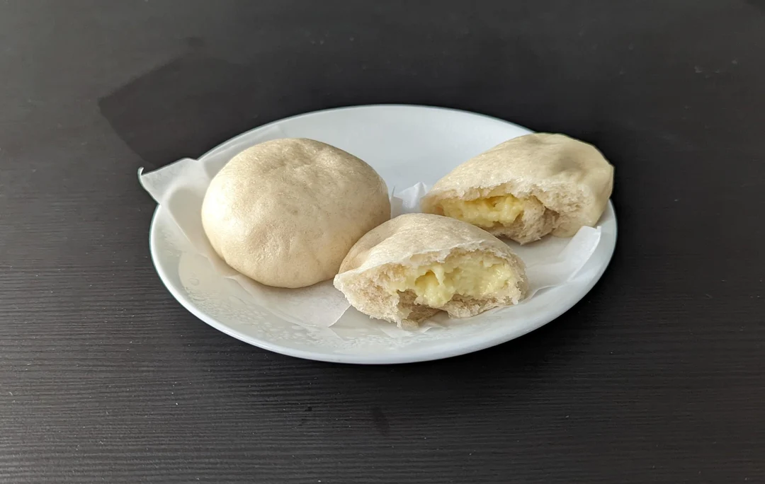 Made Nai Huang Bao, AKA Custard Steamed Buns | Scrolller