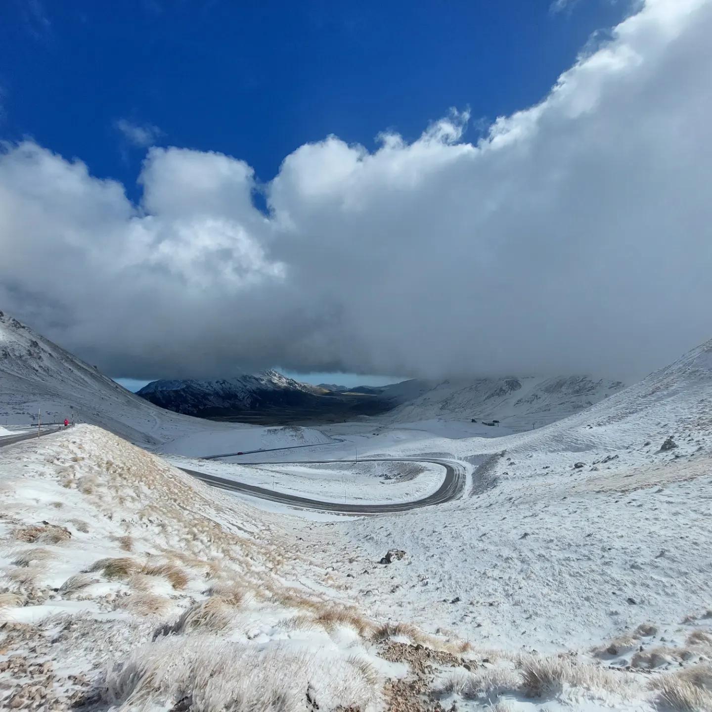 Breathtaking view from Campo Imperatore (Italy) this morning | Scrolller