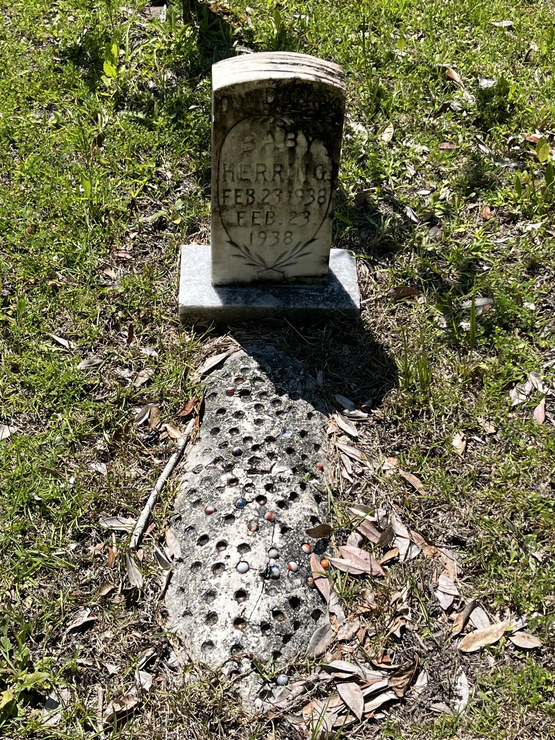 Rural cemeteries are my favorite. | Scrolller