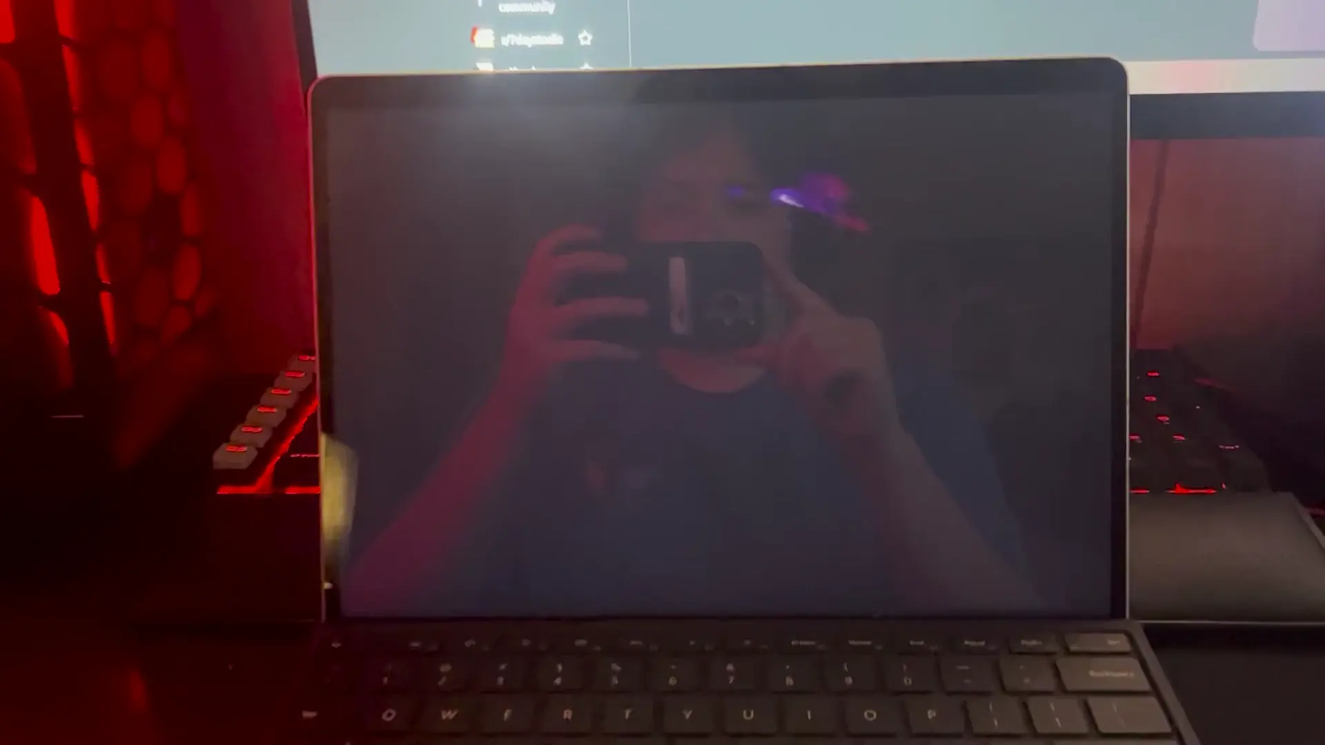 Backlight Bleed on New Surface Pro 9 | Scrolller