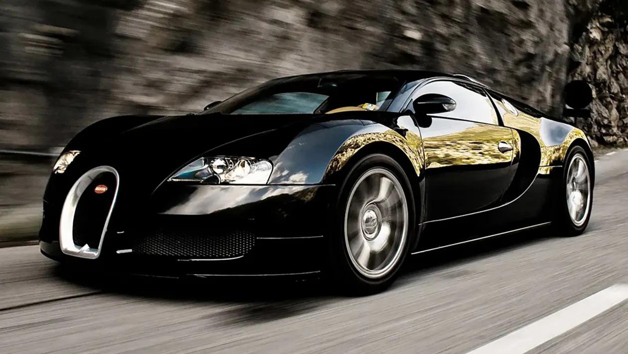 Bugatti Veyron | Scrolller