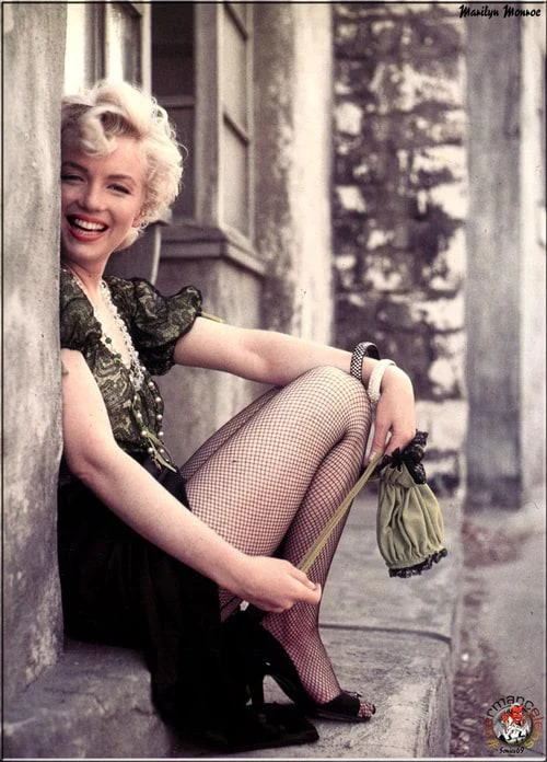 Marilyn Monroe | Scrolller