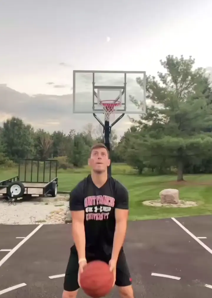 Basketball | Scrolller