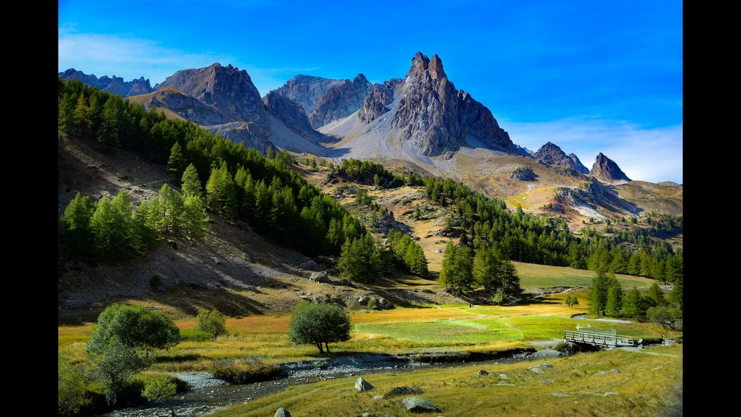 Beautiful view rocky mmountains [1920x1080] | Scrolller