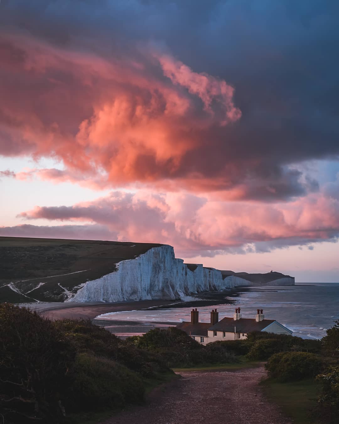 Seven sisters cliffs, 1080x1350 | Scrolller