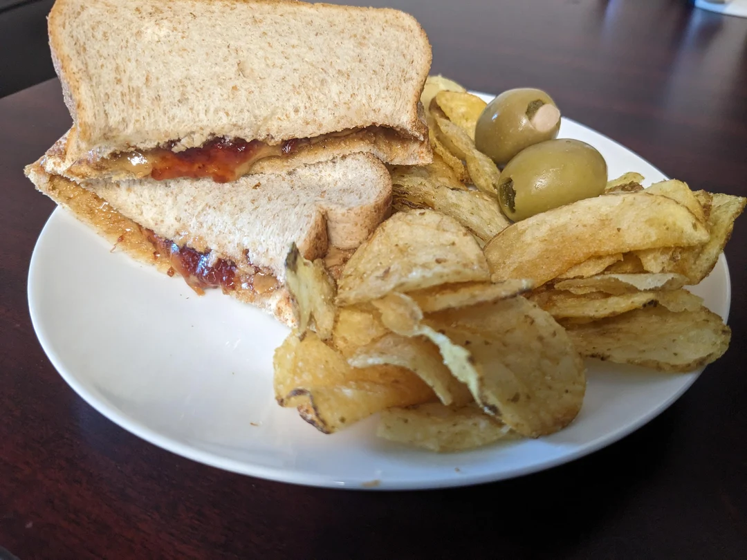 Nothing Fancy. Just Lunch. | Scrolller