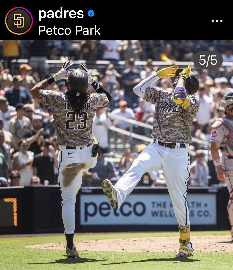 This handshake | Scrolller