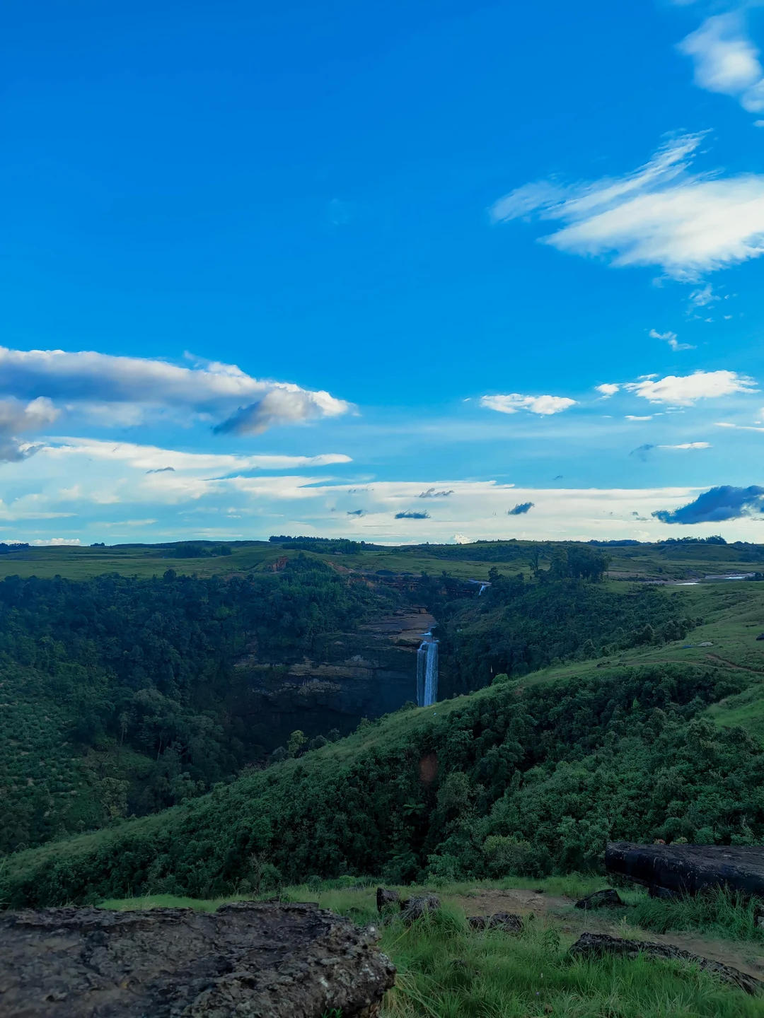 Phe Phe Waterfall, Meghalaya [OC] [3000X4000] | Scrolller