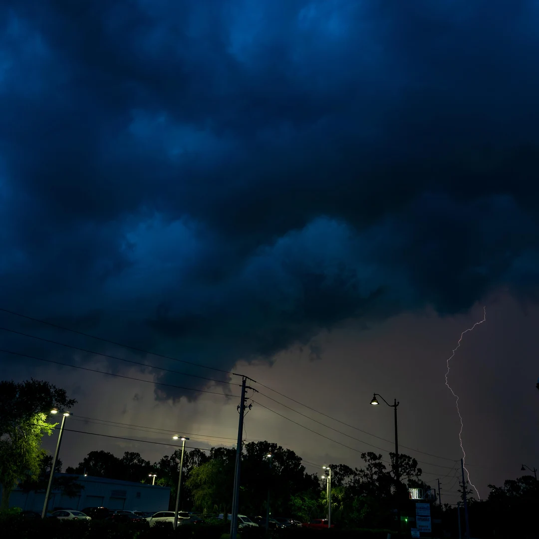 South Florida thunderstorms yesterday. [OC] | Scrolller