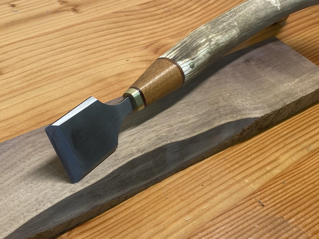 DIY tool for removing glue | Scrolller