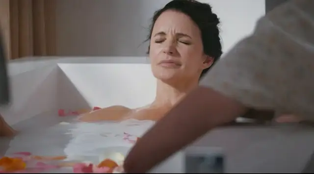 Kristin Davis and Greer Grammer | Scrolller