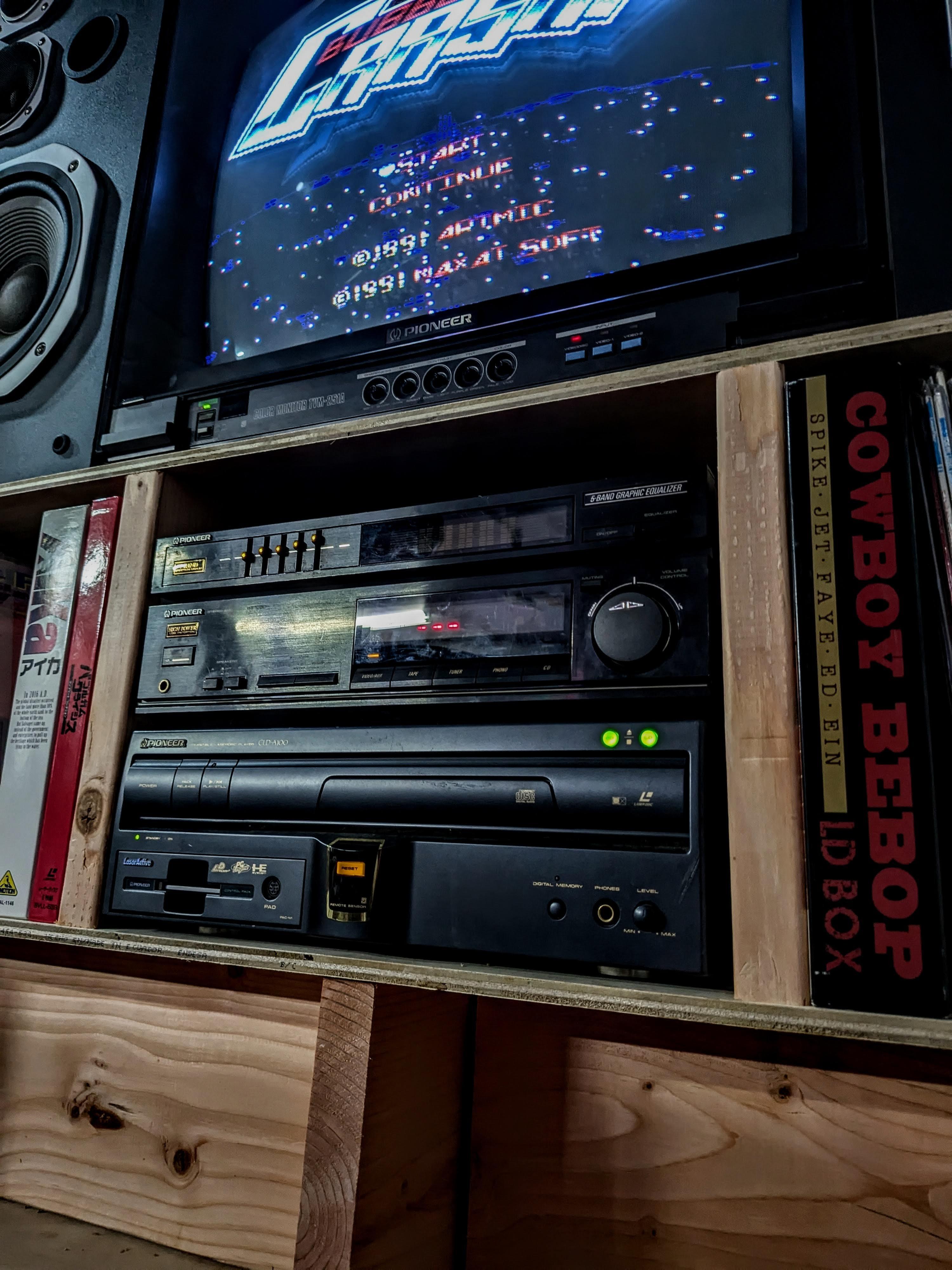 WIP: Full Pioneer Period Correct Gaming/Laserdisc Setup | Scrolller