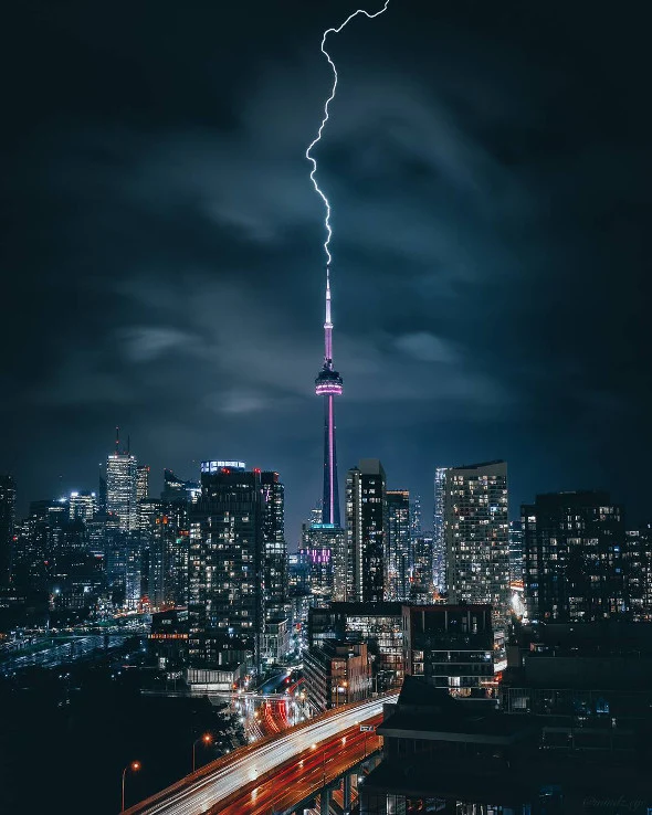 Lightning strikes CN Tower. Toronto. | Scrolller