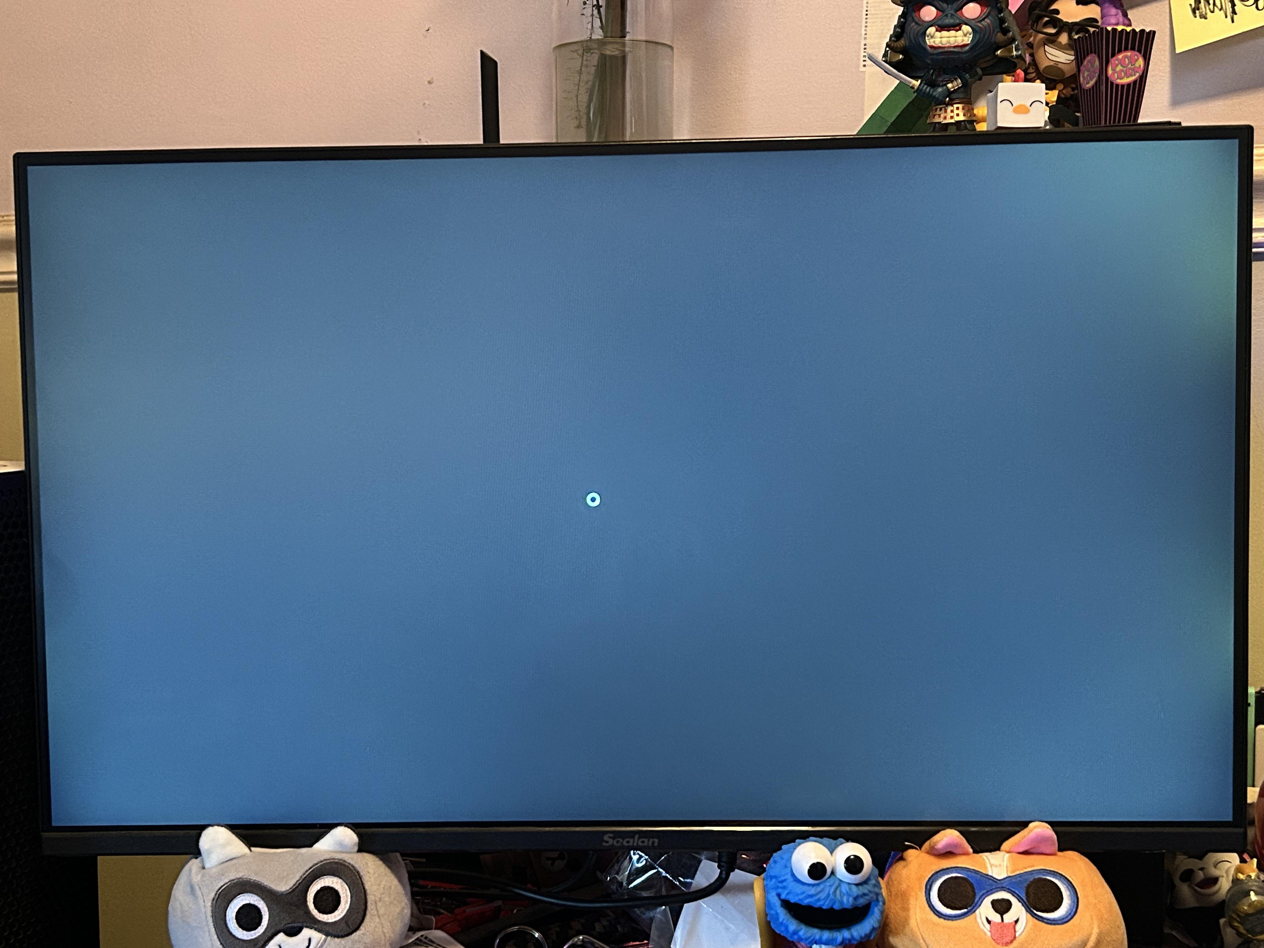 Computers stuck on this black loading screen | Scrolller