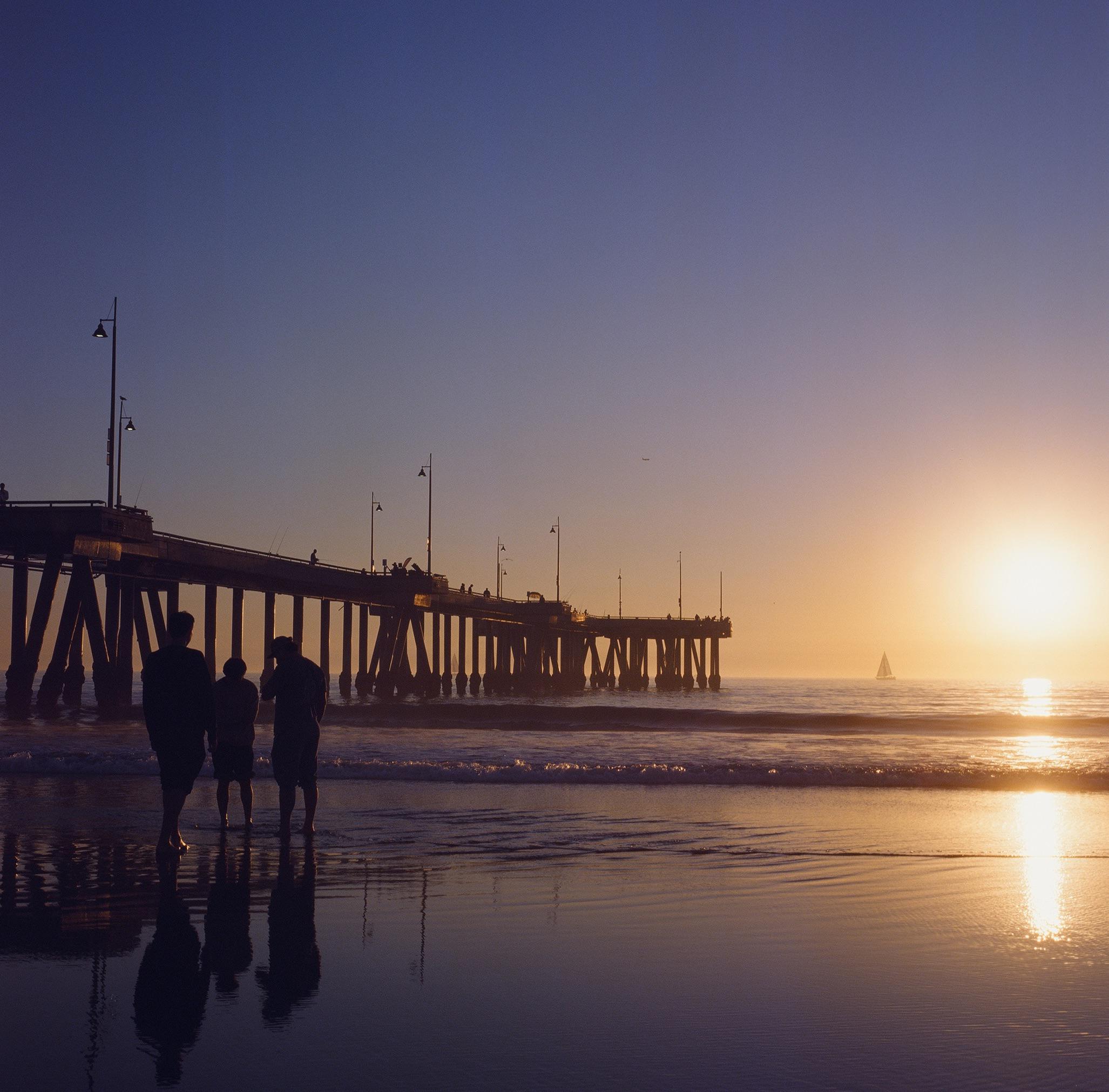 Venice Beach Pier [Nov 2024] | Scrolller