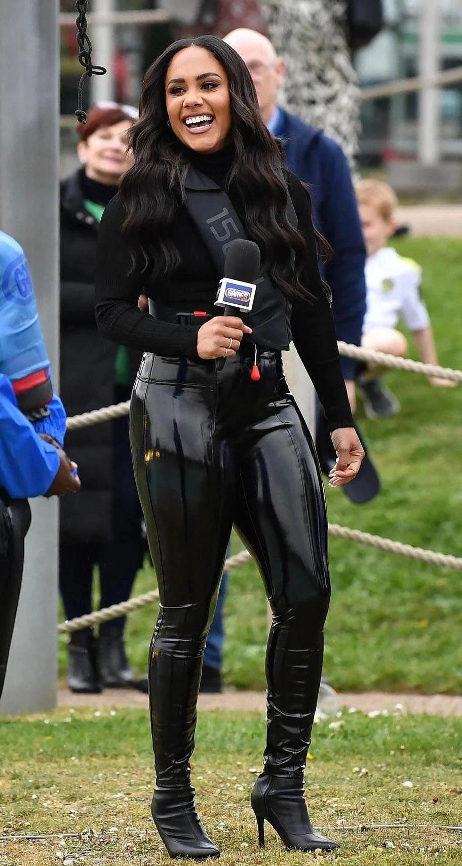 Alex Scott | Scrolller