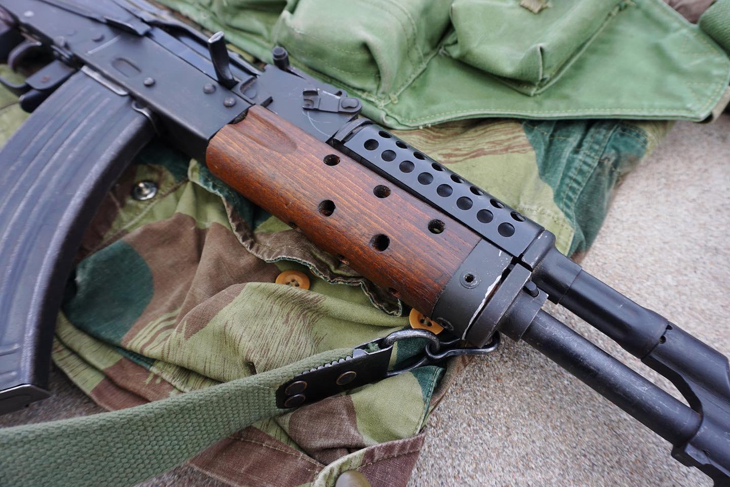 I cut and fit a CETME handguard on my AKM. | Scrolller