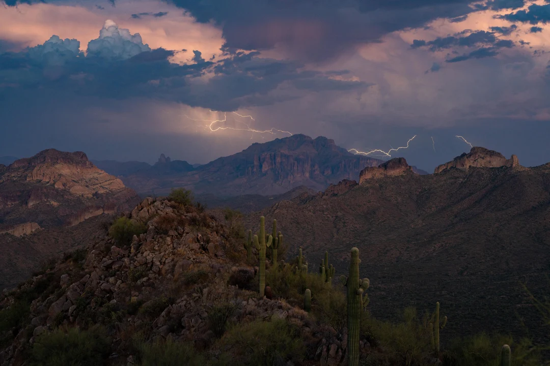 Evening Storm Over the Superstition and Usery Mountains, Arizona [9000x6000][OC] | Scrolller