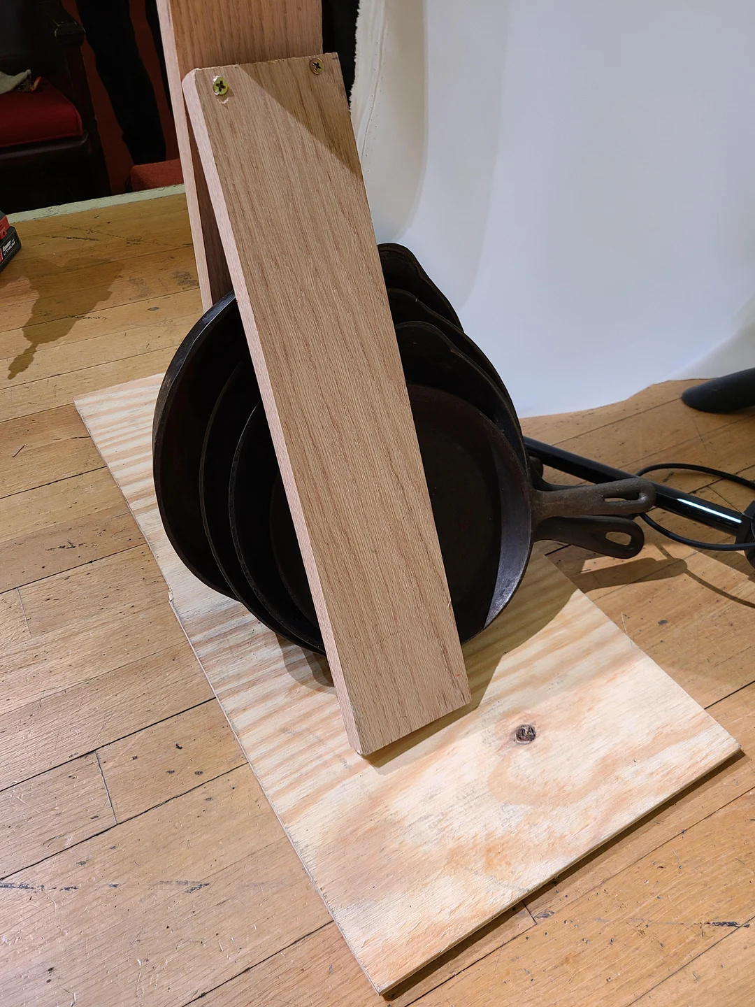 Poor neglected pans..... | Scrolller