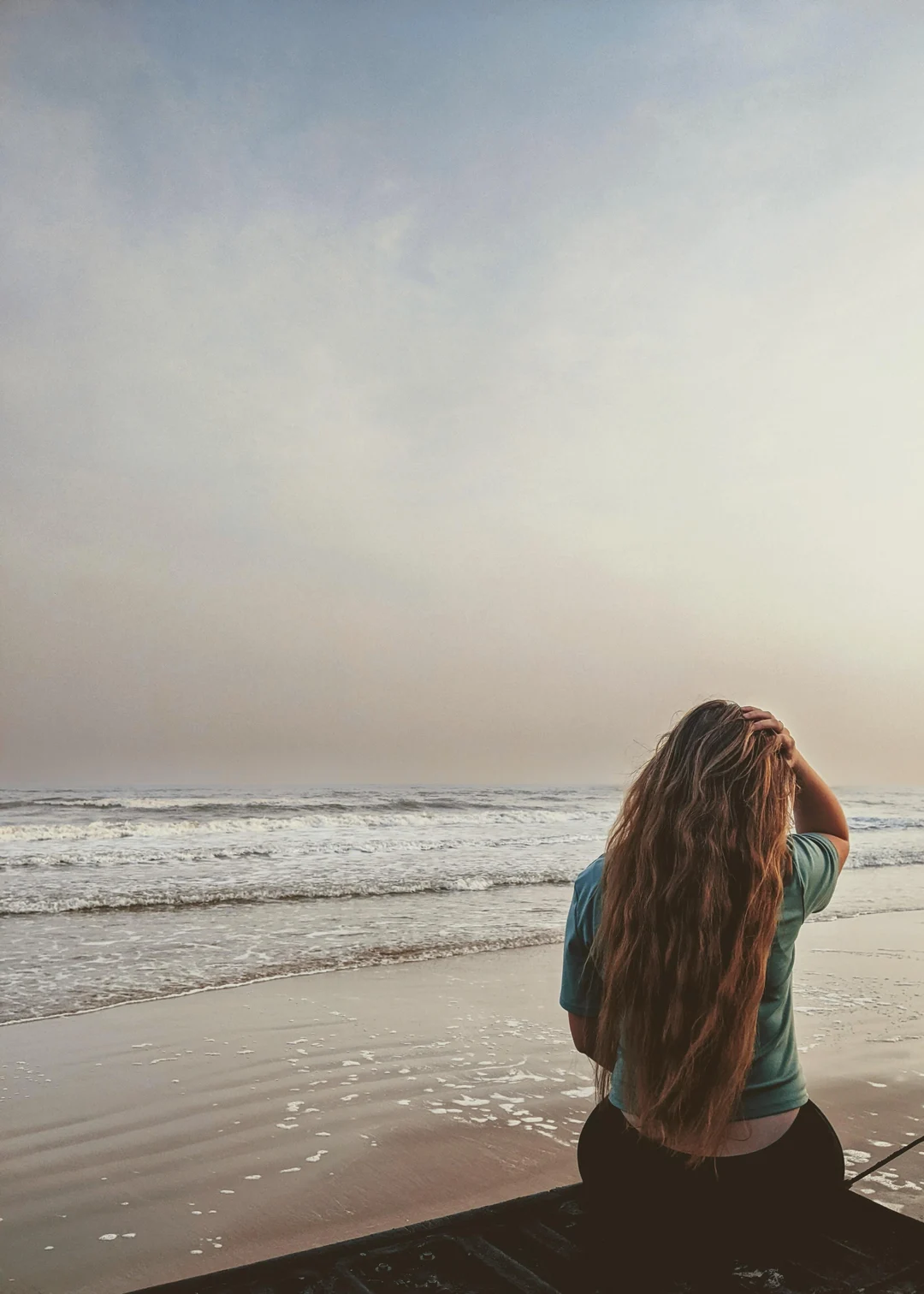 I didn't realize beach waves are a real thing... the air here really is different | Scrolller