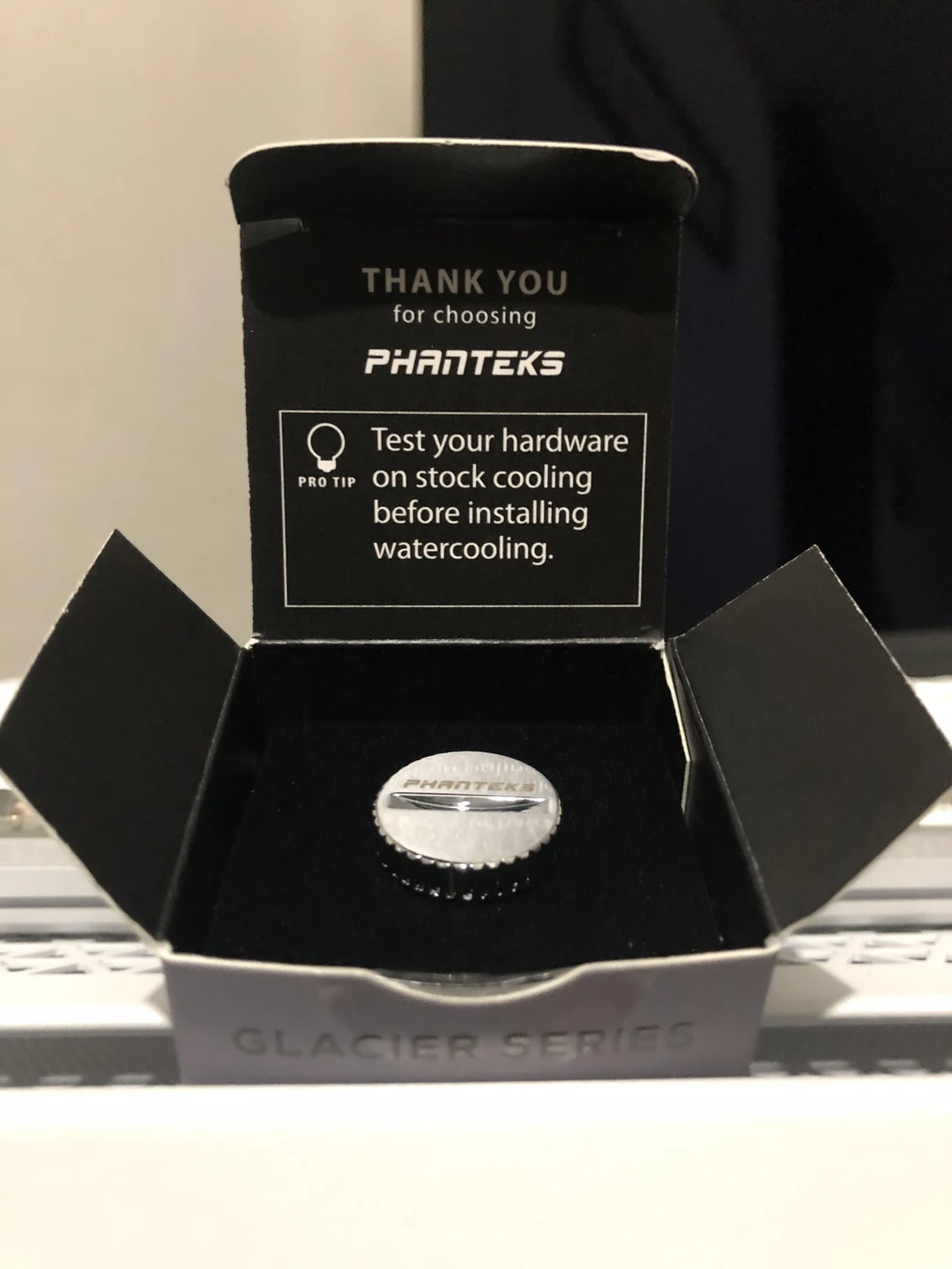 Phanteks sure does take boxing their fittings seriously don’t they? | Scrolller
