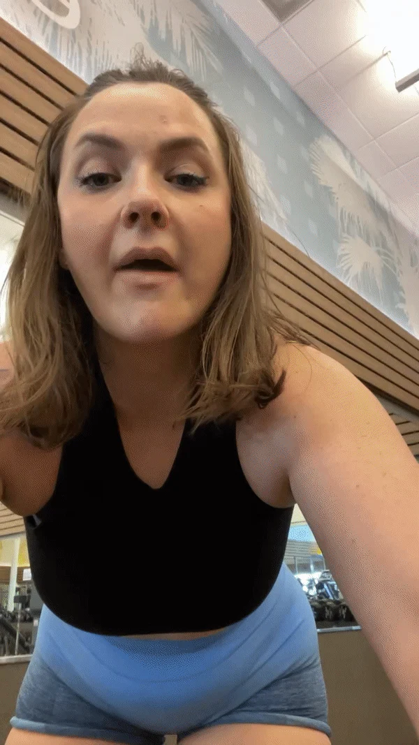 F30 mommy and still "yeah" | Scrolller