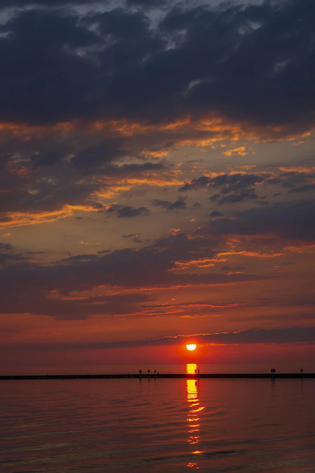 Frankfort, Michigan | Scrolller