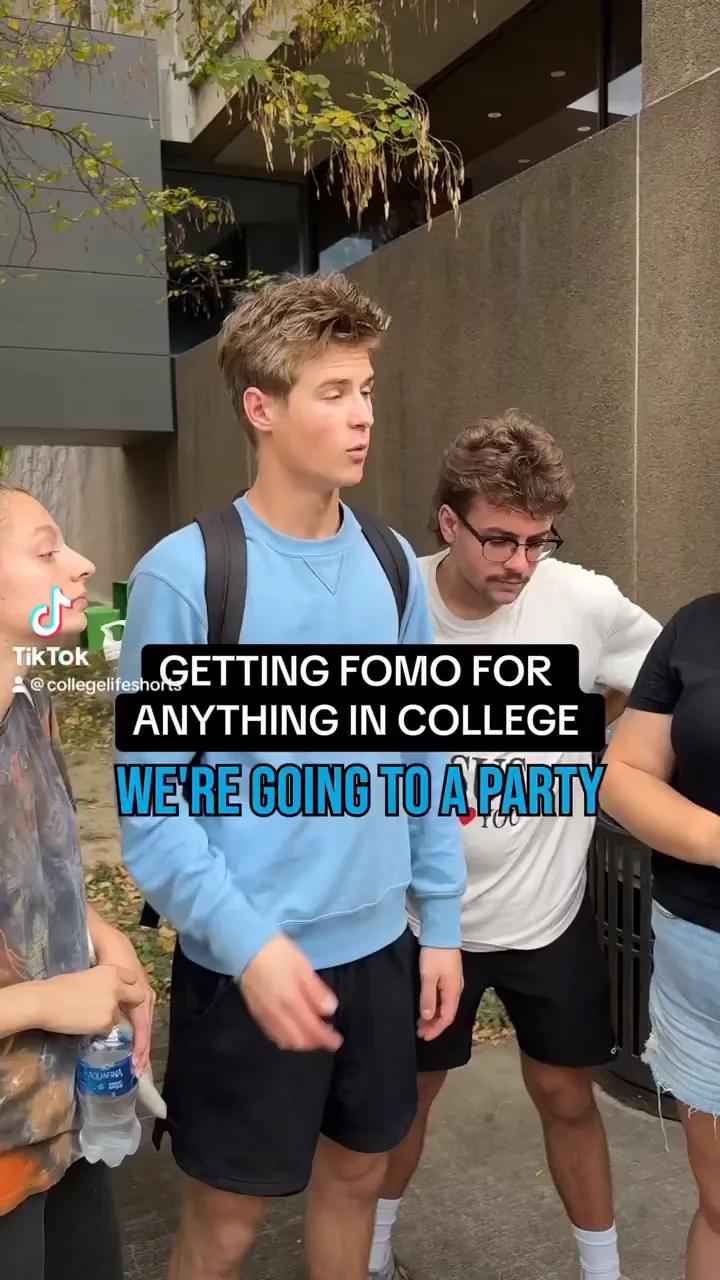 Getting FOMO For Anything In College | Scrolller