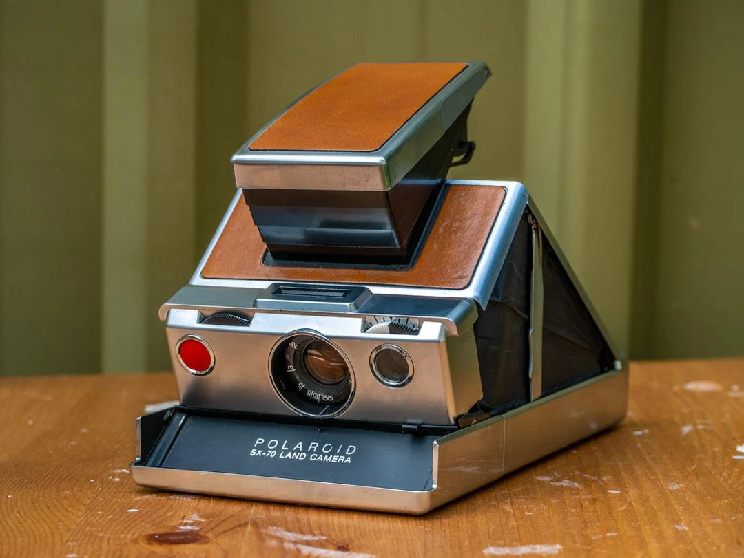 What is a normal price for a "broken" SX-70? | Scrolller