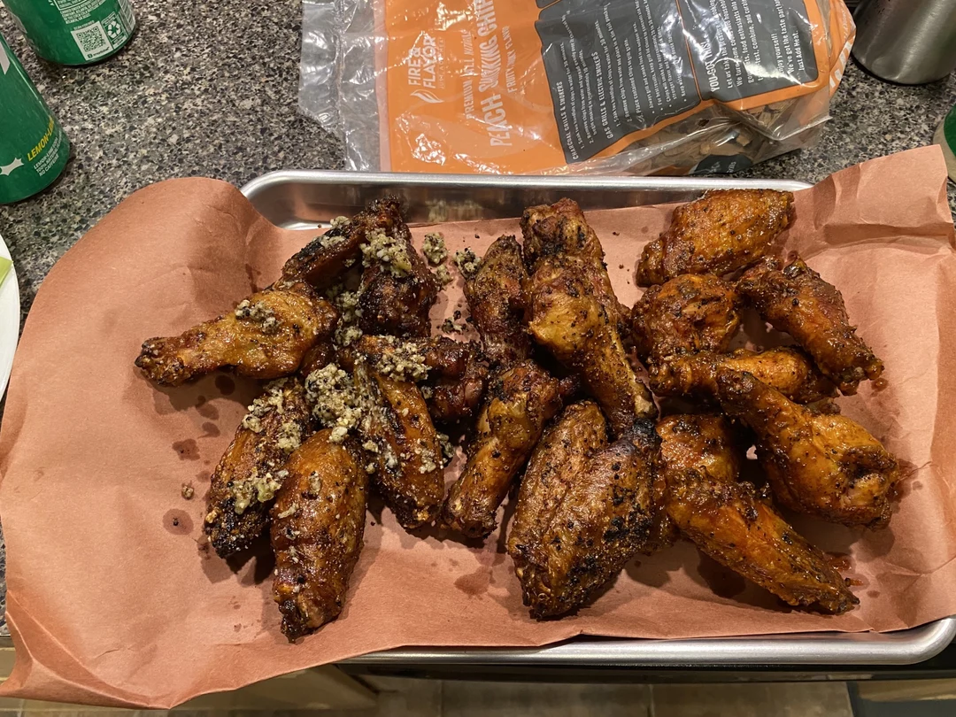 Smoked wings with the Weber / Vortex, three different flavors to choose from. | Scrolller