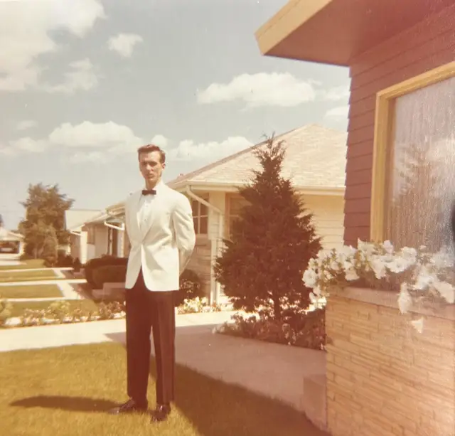 My dad, 1964. | Scrolller