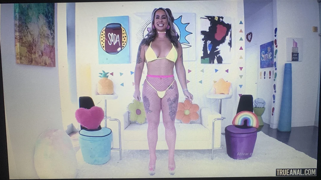 I think this is the most tall girl mike ever fuck ass haha, she reminds me Abbey Brooks a lot ...