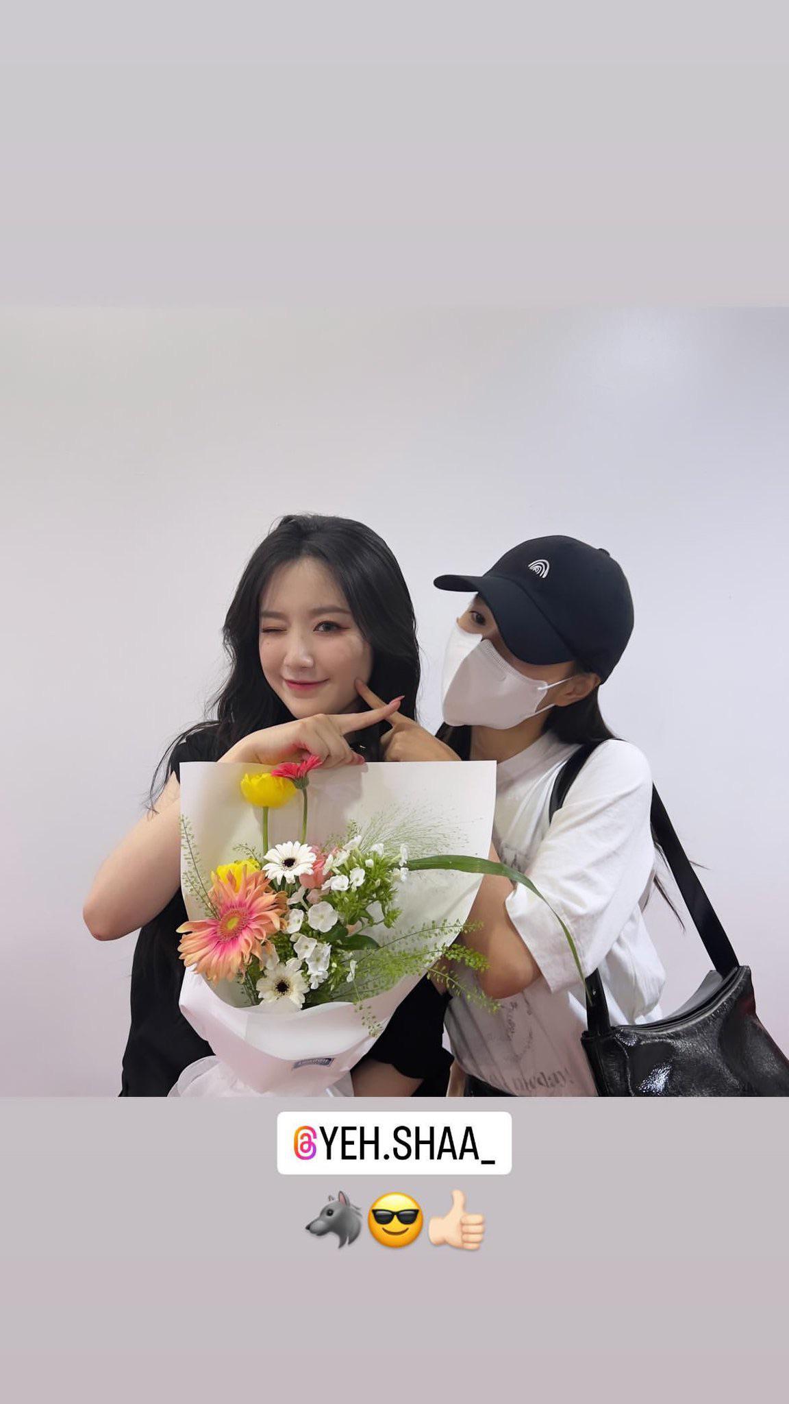 220617 Kang Hyewon Instagram Story Update | Scrolller