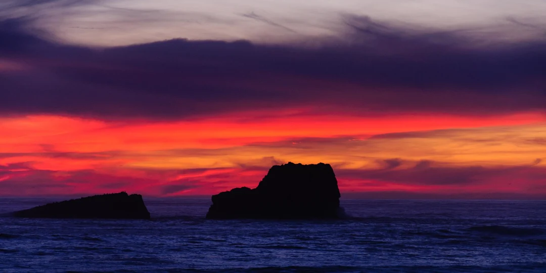 California Central Coast - Sunset on the Pacific [OC] | Scrolller
