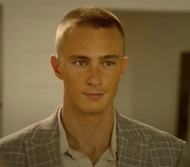 What type of buzz cut would you call this/what should I say to my barber | Scrolller