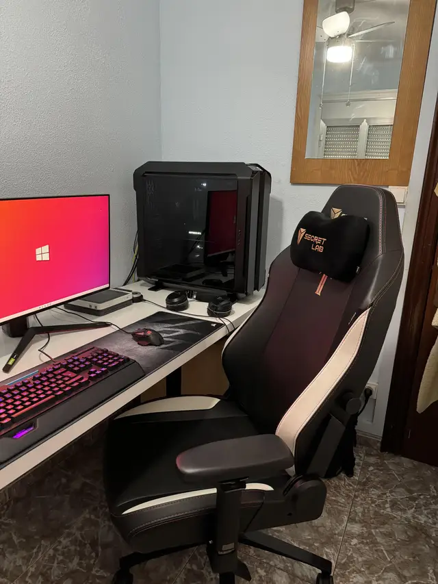 #Secretlab TITAN Evo 2022 Series Classic. | Scrolller