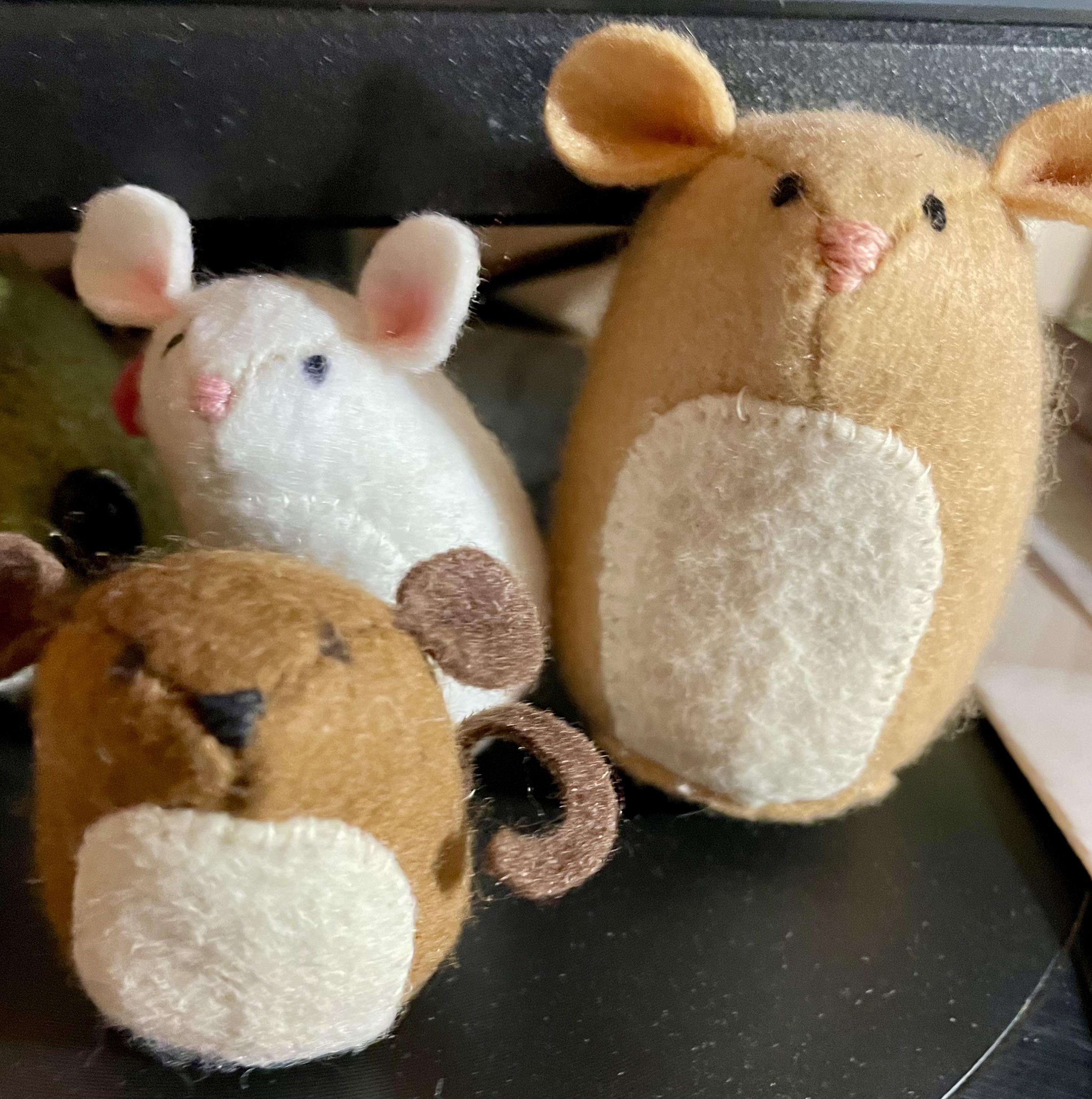 Felt Mice | Scrolller