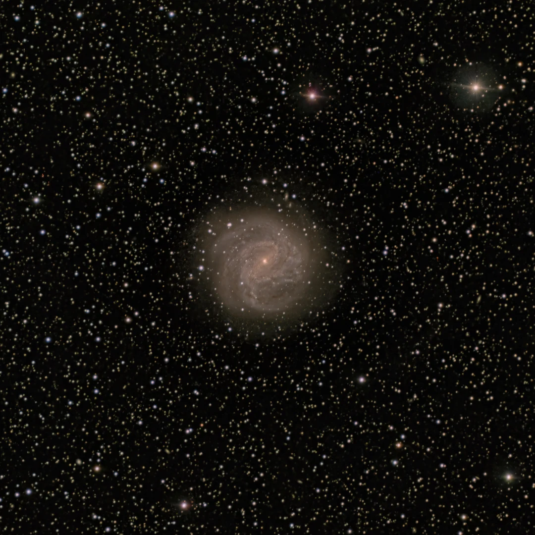 M83 aka the Southern Pinwheel Galaxy [OC] [2000x2000] | Scrolller