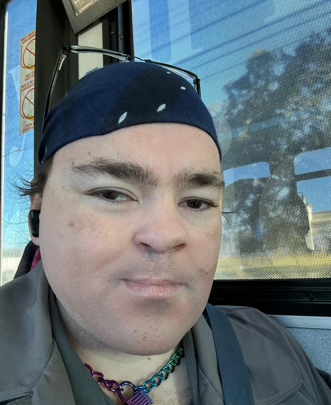 Let’s try this selfie thing again | Scrolller