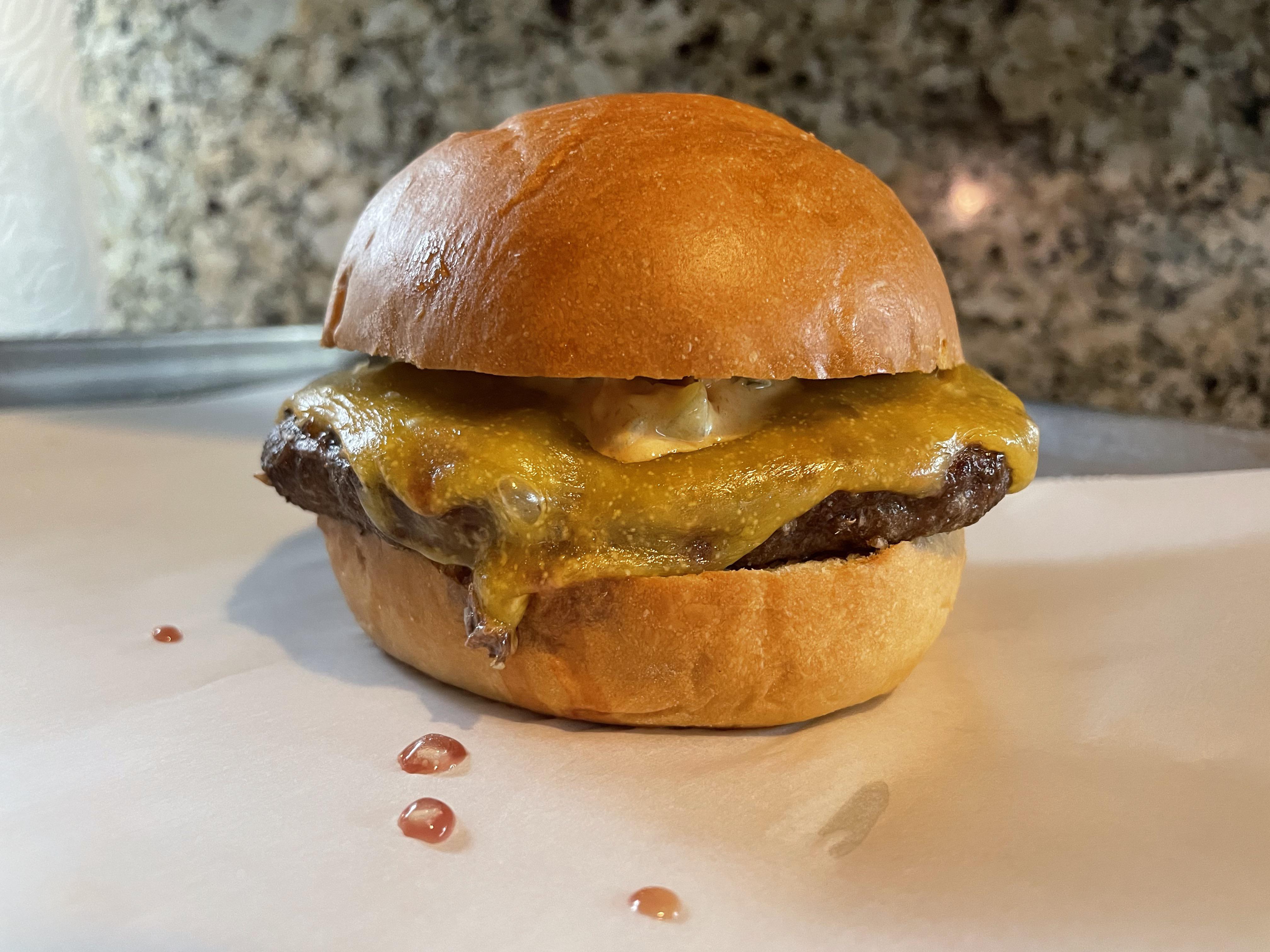 [Homemade] Cheeseburger | Scrolller