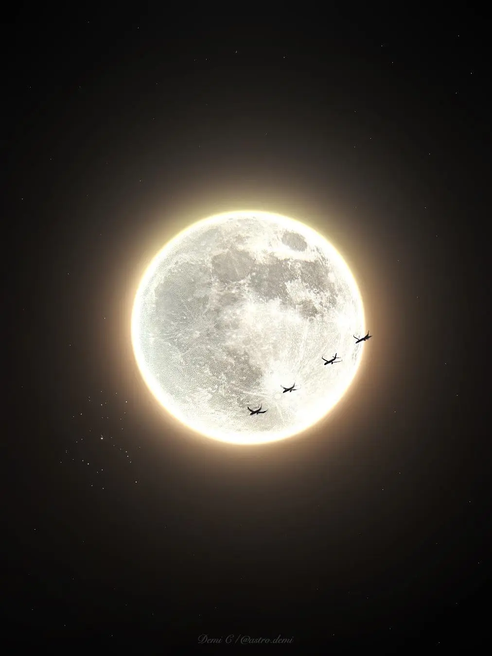 Beaver Supermoon and M45 | Scrolller