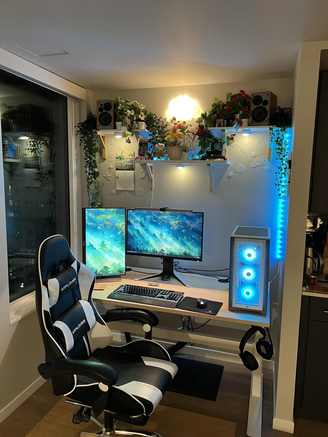 My work from home desk space | Scrolller