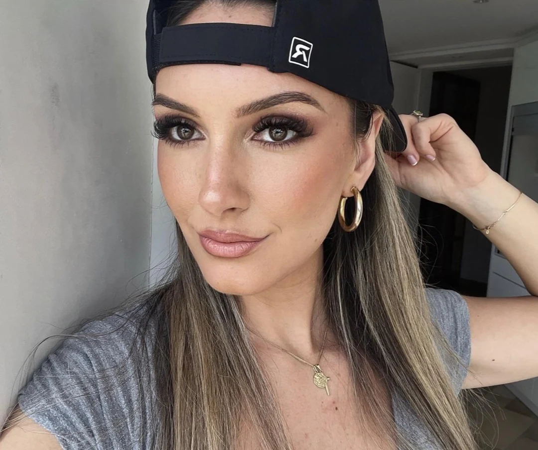 Ellen Stark | Scrolller